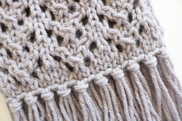 How to Knit a Bulky Lace Scarf {FREE Pattern!} - A BOX OF TWINE