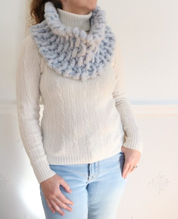 How to Knit a Cowl with Jumbo Yarn - A BOX OF TWINE