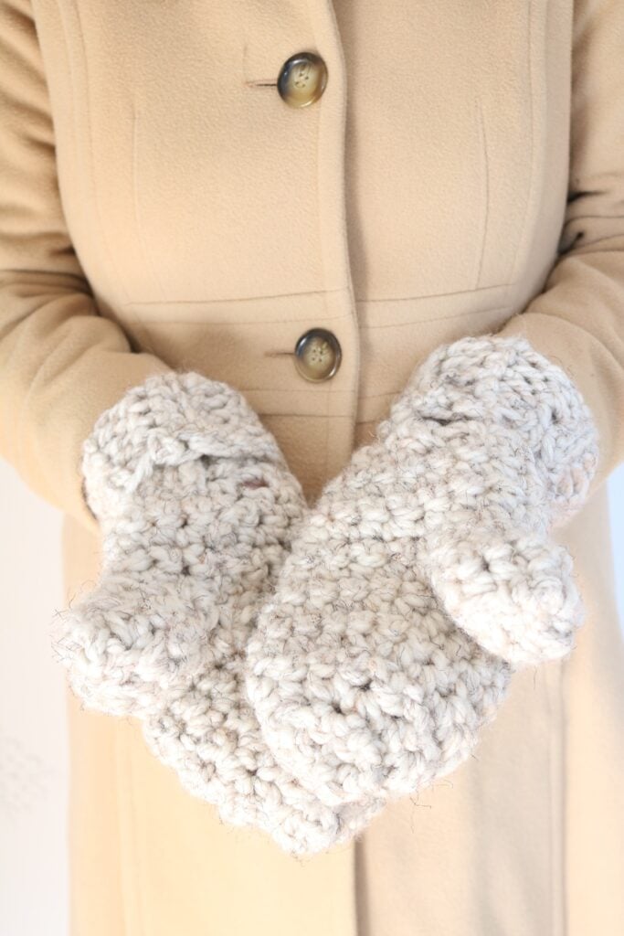 Chunky Crochet Mittens Pattern {FREE!} - A BOX OF TWINE